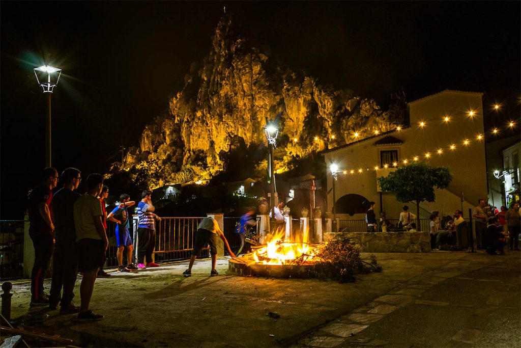 ¿Cuál es el origen de la crujida de gamones? – El Periódico de Ubrique